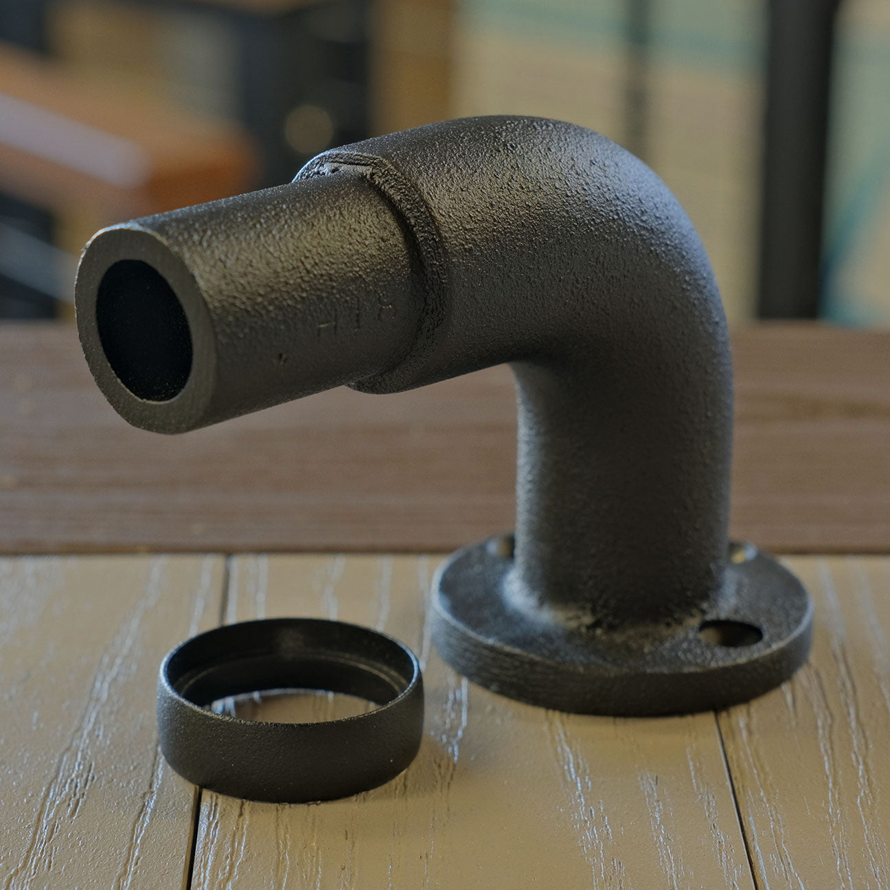 KeyLink 90° Handrail Elbow Bracket | D&RS – Deck & Rail Supply